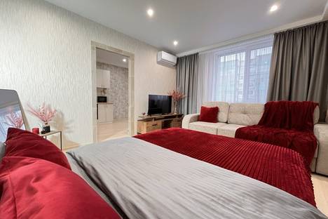 Квартира посуточно, р-н Семь Ветров, б-р 30-летия Победы, 11А ...